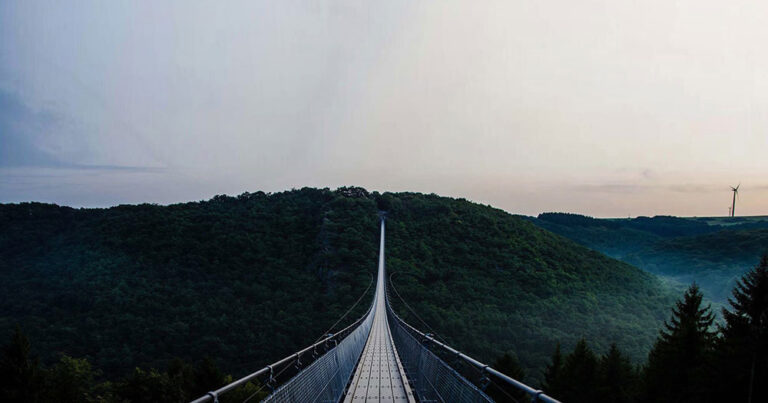 Secure vs. Insecure: Understanding Different Attachment Styles ...